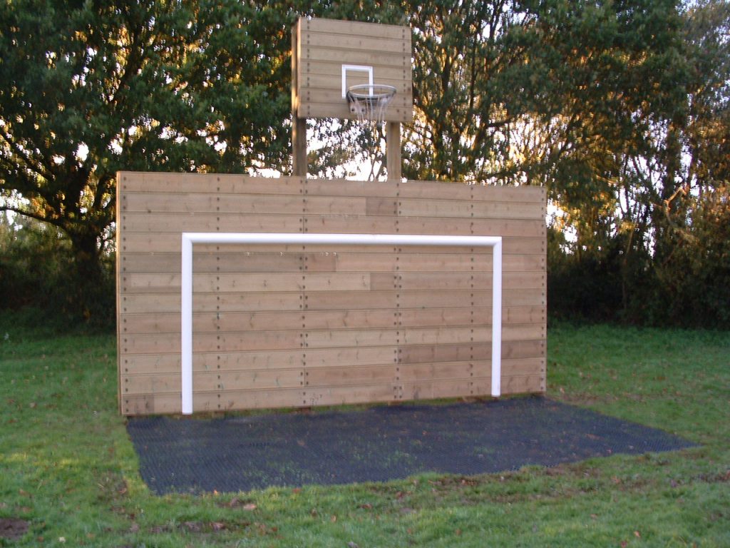 Large Timber Ball Wall - NGF Play